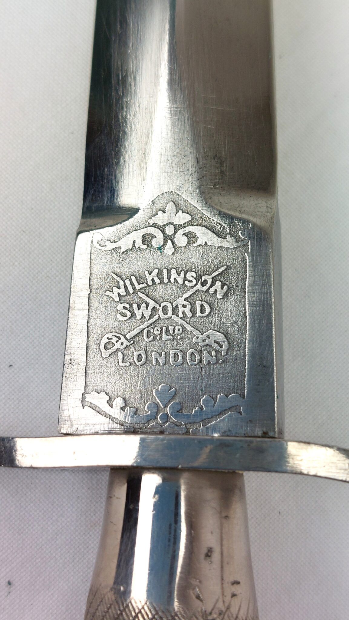 Very Fine: British, WW2, 1st Pattern Fairbairn Sykes Fighting Knife, by ...