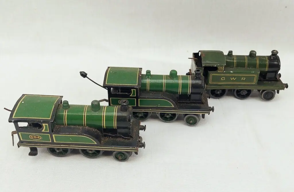 Extensive 1920s Bing Tinplate Clockwork OO Gauge Train Set - Sally Antiques
