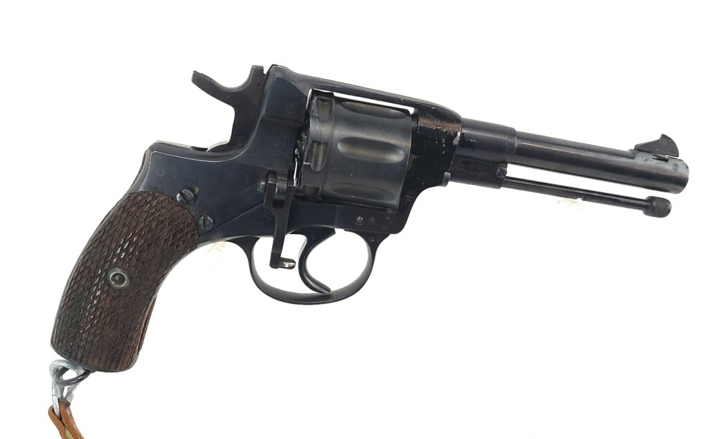 Soviet, WW2, Nagant M1895 Double Action 7.62 Cal 7-Shot Revolver, Dated ...