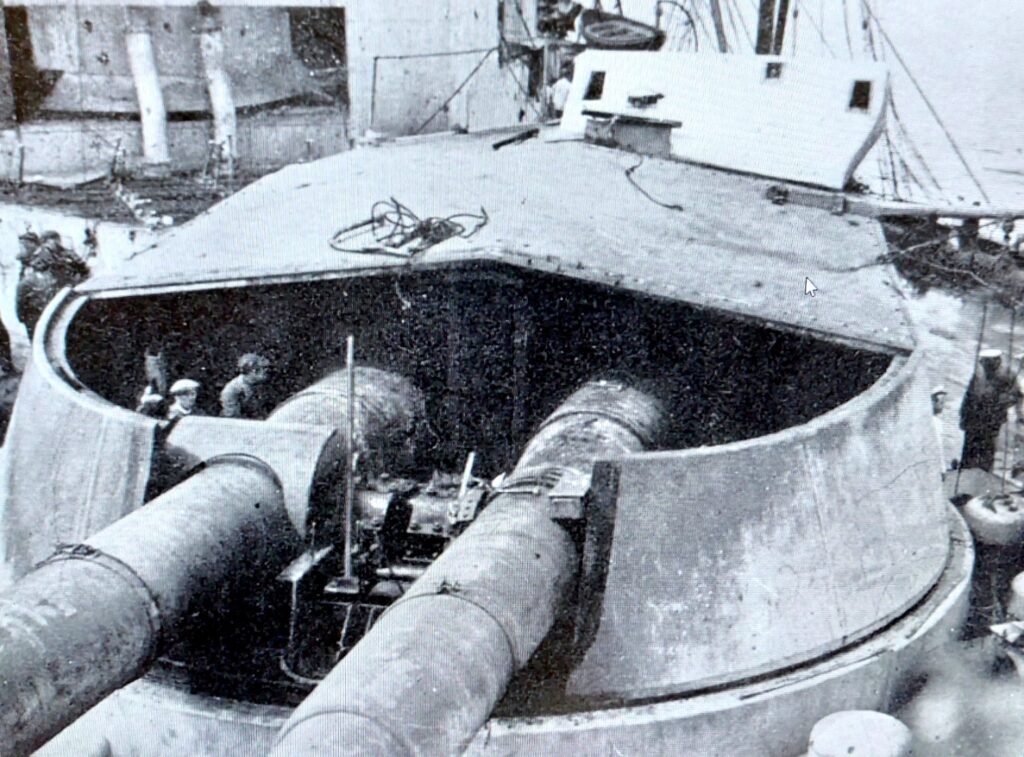 WW1, Switch from Q Turret H.M.S. Lion, Jutland Battle 31-5-16 - Sally ...