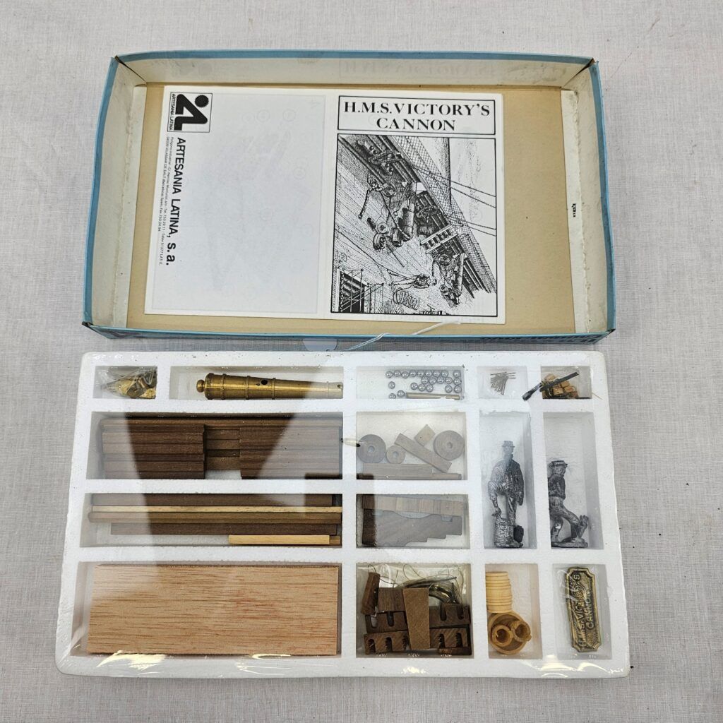 HMS Victory Cannon 1805, Deck Carronade Model Kit - Sally Antiques