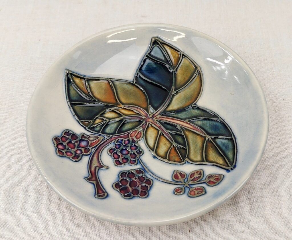 Boxed Moorcroft Bramble Pattern Pin Dish - Sally Antiques
