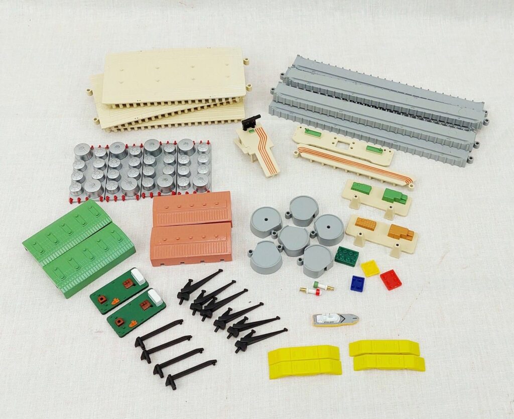 Tri-Ang Harbour Set - Sally Antiques