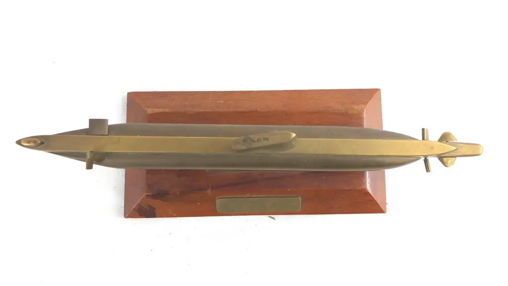 Canada, Post WW2-1965, HMCS Ojibwa (S 72) - Two Named Brass Model ...