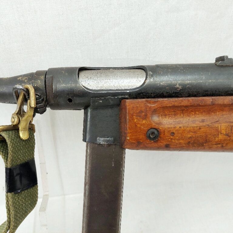 EU Specification Deactivated WW2 Italian Beretta MOD-38 Sub-Machine Gun ...