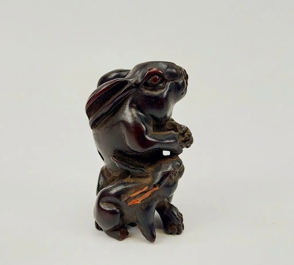Japanese Edo Period Boxwood Netsuke of a Moon Rabbit & Kit - Sally Antiques