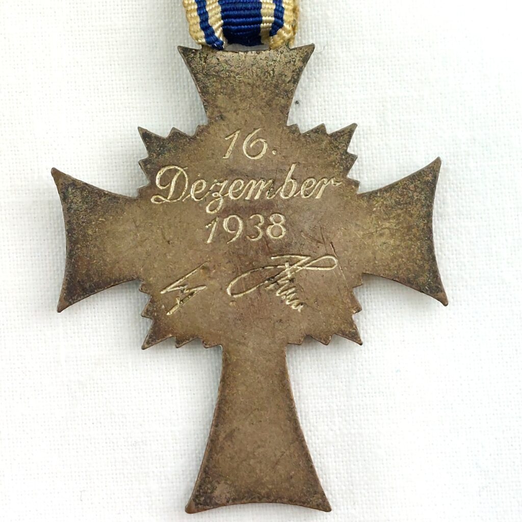 German, WW2, The Cross of Honour of the German Mother (Mutterkreuz ...