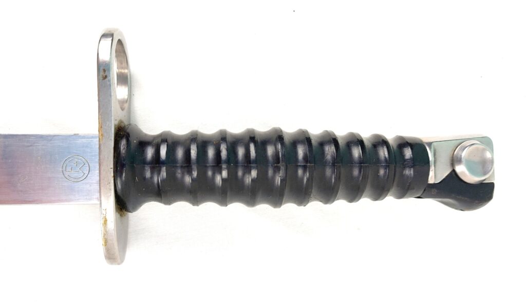 Swiss, SIG Stgw Model 1957 Pattern Bayonet with Scabbard and Leather ...