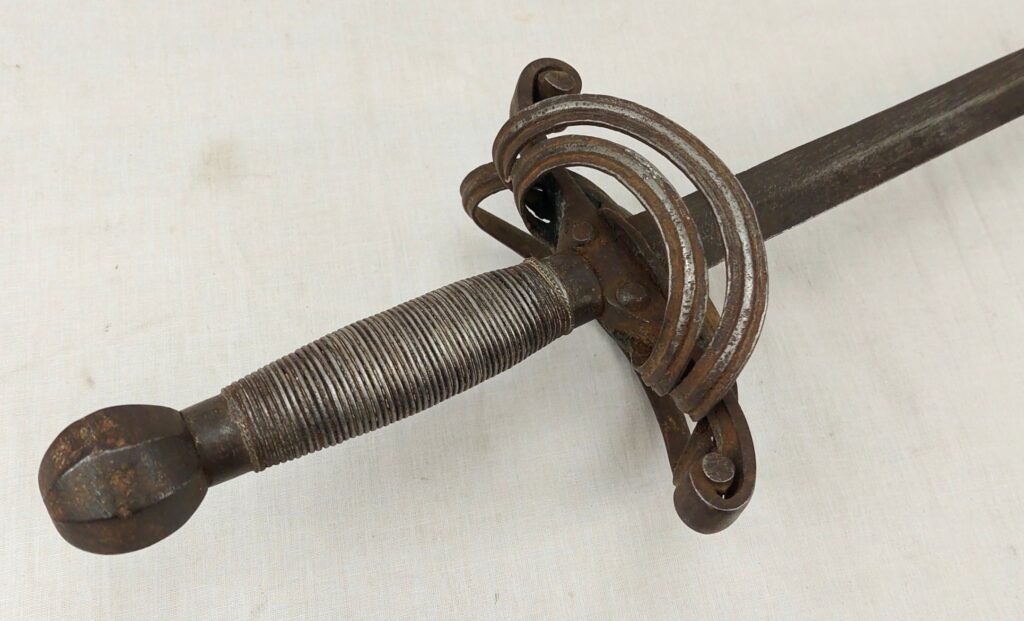 c1700 Long Broadsword With Silver Wire Grip - Sally Antiques