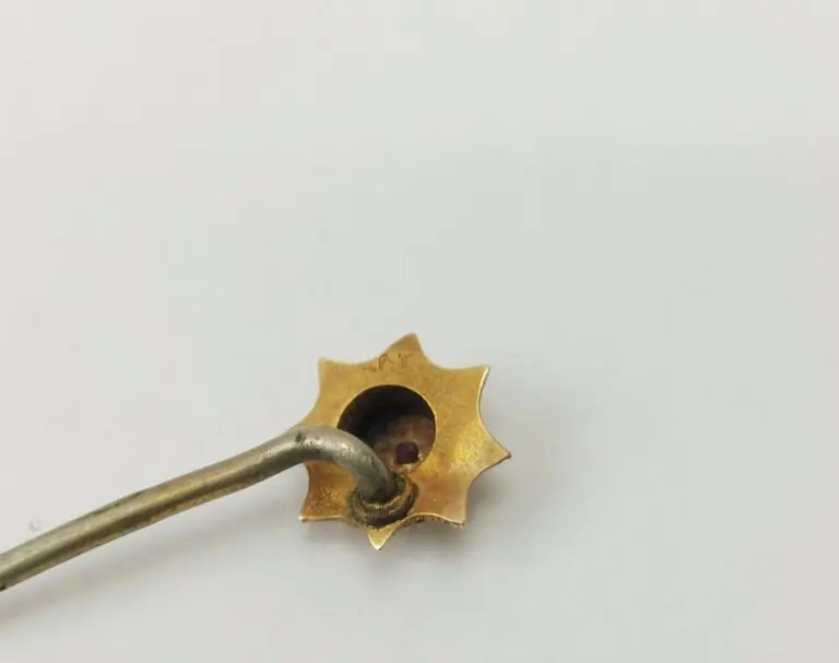 9ct Gold & Ruby Tie Pin, Pin Brooch - Sally Antiques