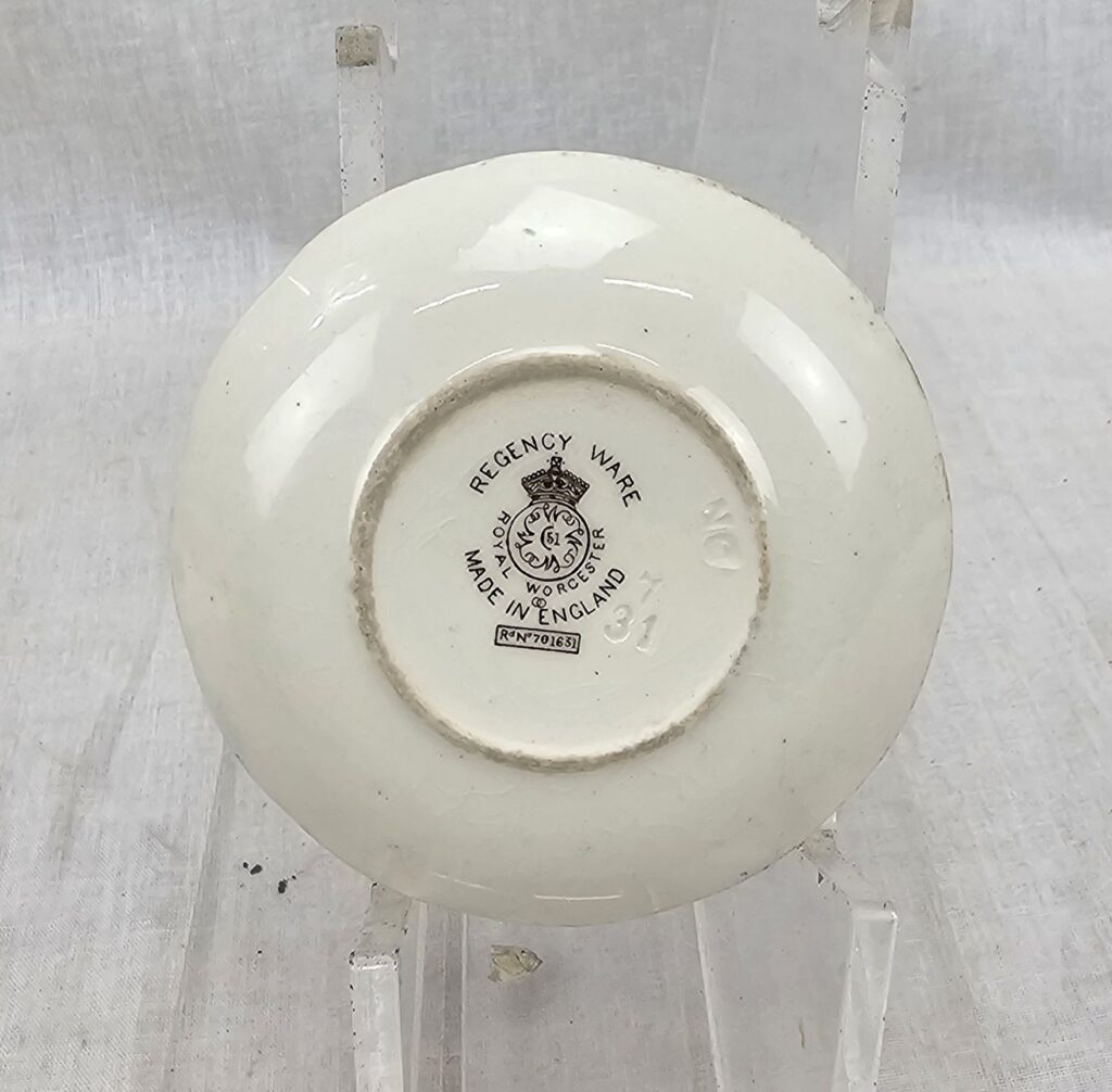 c1932 Royal Worcester Miniature Dish Of Canterbury Cathedral - Sally ...