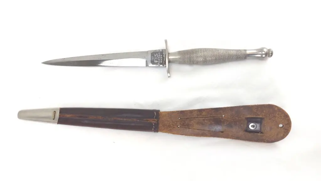 British, WWII, 1st Pattern Fairbairn–Sykes Fighting Knife & Sheath ...