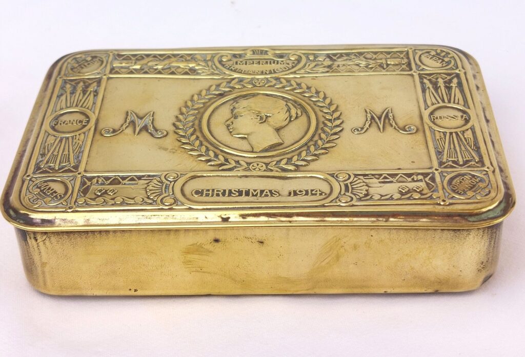 British, WW1-1914, Princess Mary Christmas Gift Tin, Bright Brass ...