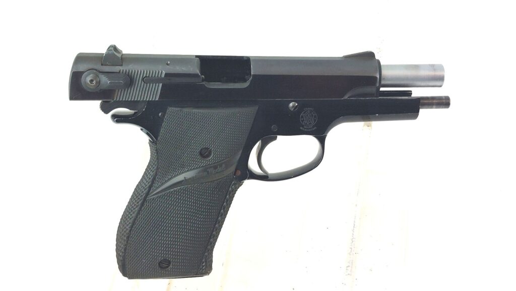 USA, 1987, Smith & Wesson Model 439 Semi-Automatic Pistol, Old Spec ...