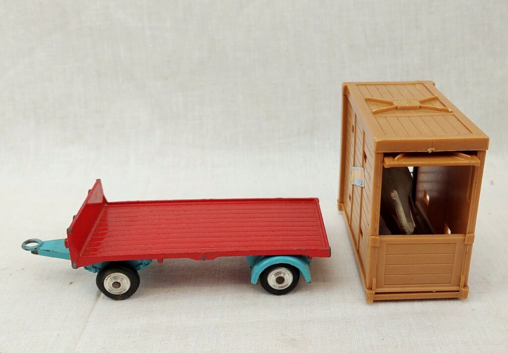 Corgi Toys Chipperfields Circus Platform Trailer With Elephant - Sally ...