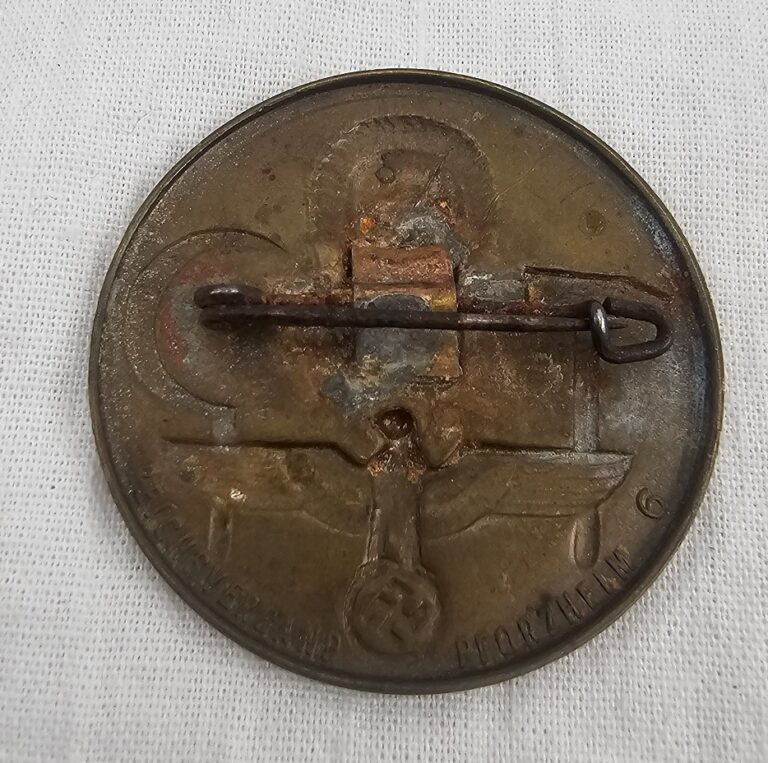 1934 German Day Badge - Sally Antiques