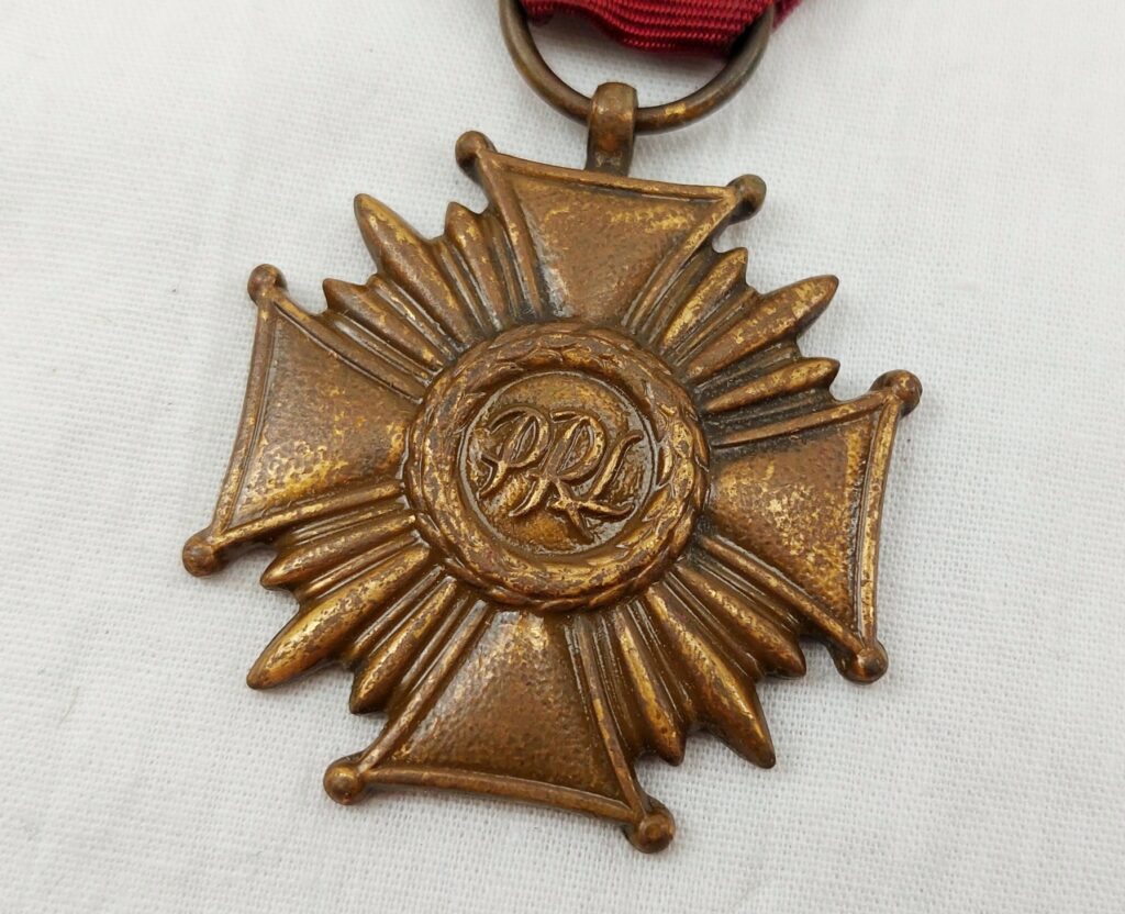 WW2 Polish Cross Of Merit 3rd Class Medal - Sally Antiques